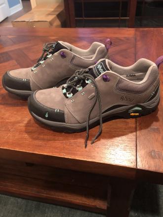 Ahnu Women s Montara II Hiking Shoe