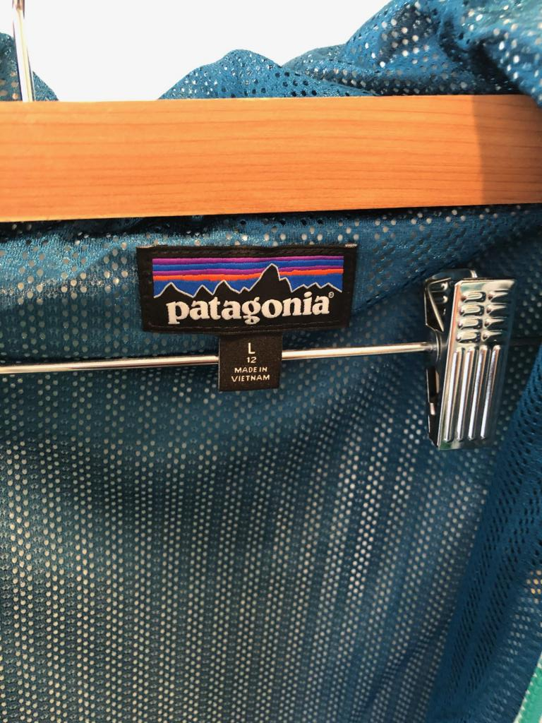 Patagonia waterproof girls ski shell