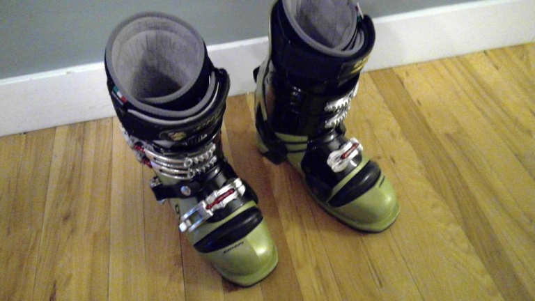 Crispi Evo NTN Ski boots size 28 (US 10) telemark and Alpine touring 8 ...