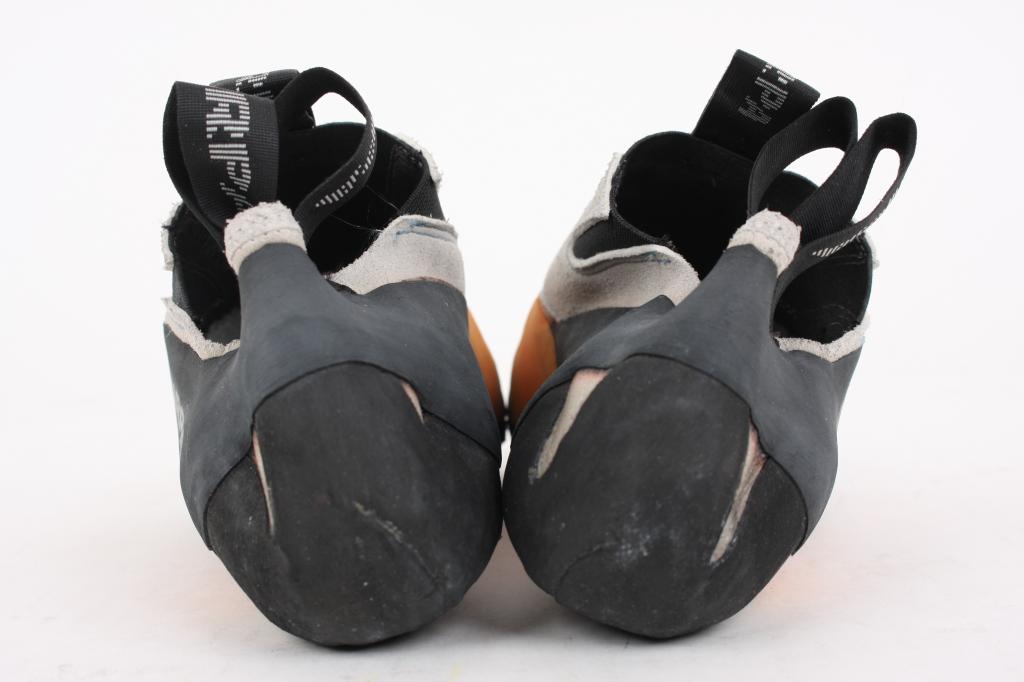 Stix Climbing Shoe - Vibram XS Grip2 Silver, 40.5 - Fair